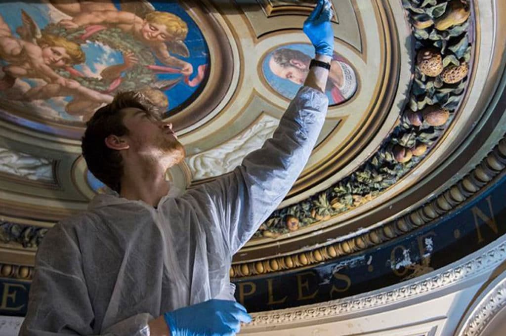 Historic Houses | Restoring interiors and architectural elements
